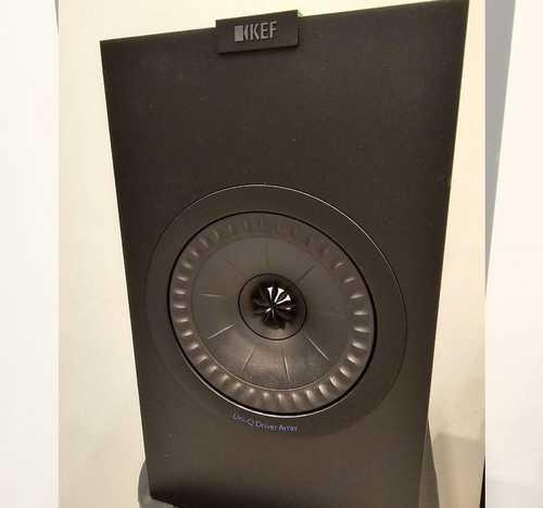 Полочная акустика KEF Q350