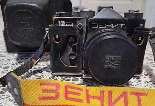 Пленочный фотоаппарат Зенит
