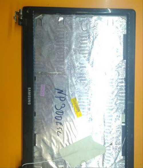 Крышка Samsung NP300E5C