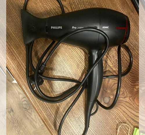 Фен Philips Pro 2100W