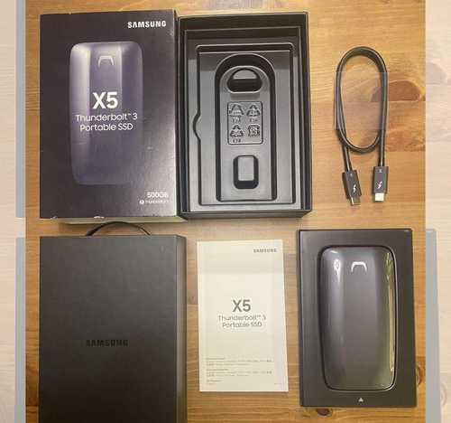 Портативный SSD Samsung Portable SSD X5 500Gb