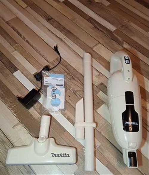 Аккумуляторный пылесос makita