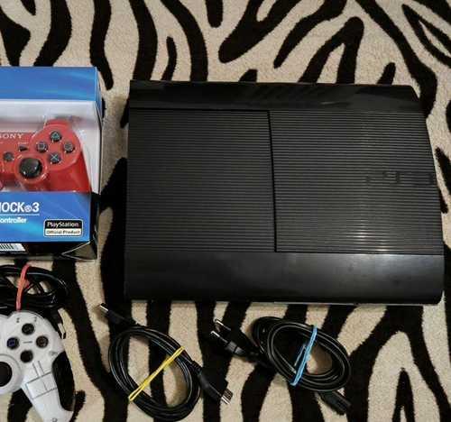 Sony PS3 Super Slim 500Gb 2a геймпада