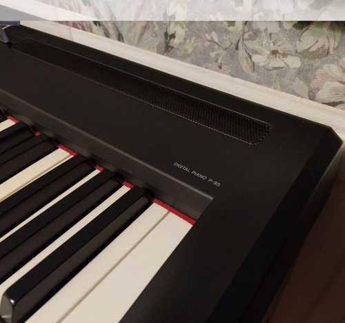 Цифровое пианино Yamaha P-95