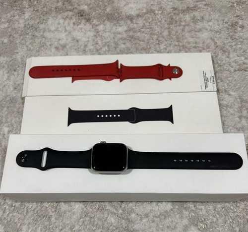 Часы Apple Watch 4 (44mm) большие