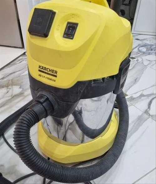 Строительный пылесос Karcher WD3 с розеткой