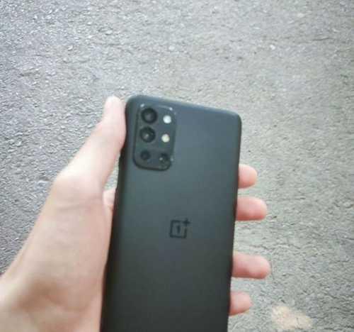 OnePlus 9R, 8/256 ГБ