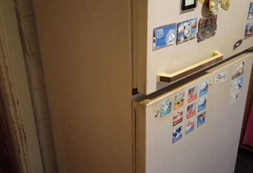 Холодильник бу рабочий