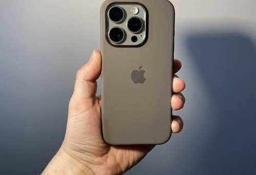 Чехлы на iPhone 15 pro силикон MagSafe
