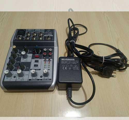 Аудиоинтерфейс Behringer Q502USB