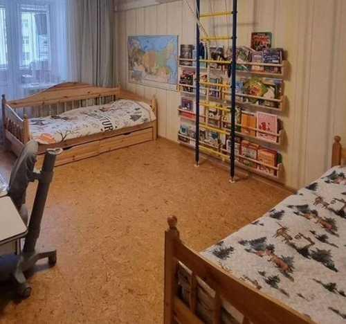 Кровать тахта с выдвижными ящиками