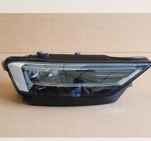 Фара правая LED audi A8 D5 4N0941034