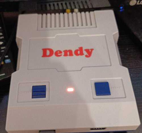 Игровая приставка Dendy Junior 300игр