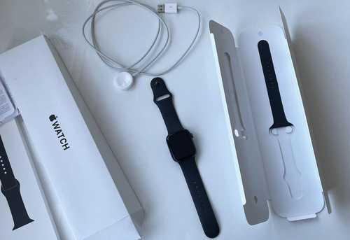 Часы iwatch se 44