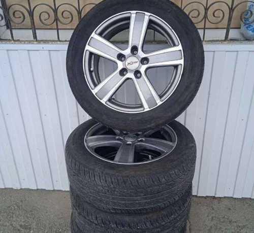 Accelera 651 205/55 R16