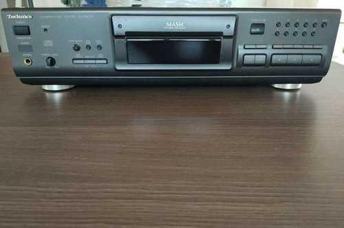 CD плейер Тechnics SL-PS670A