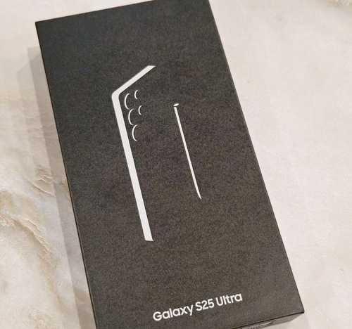 Samsung Galaxy S25 Ultra, 12/256 ГБ