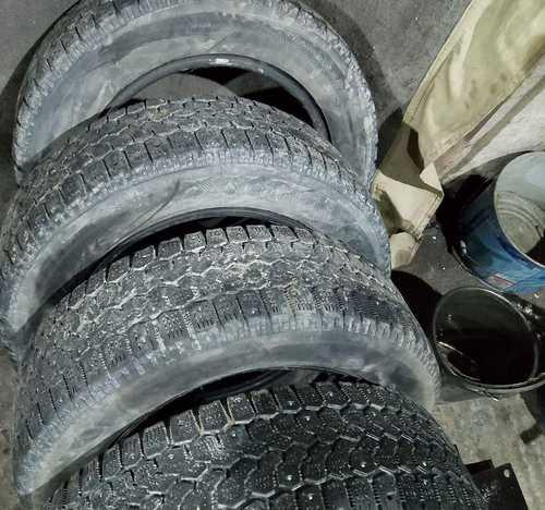 Yokohama 104ZR 185/65 R15C 88Q
