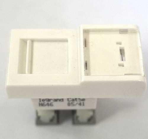 Розетка компьютерная RJ-45 8Р8С одномодульная Cat