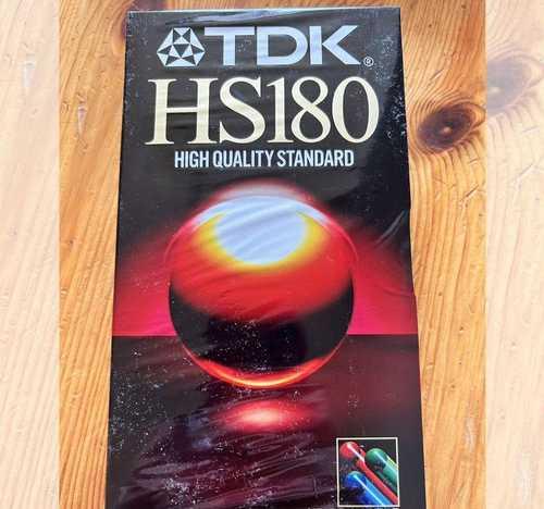 Видеокассета новая, TDK HS180