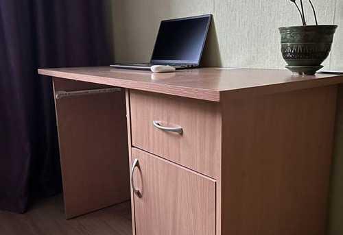 Письменный стол компьютерный