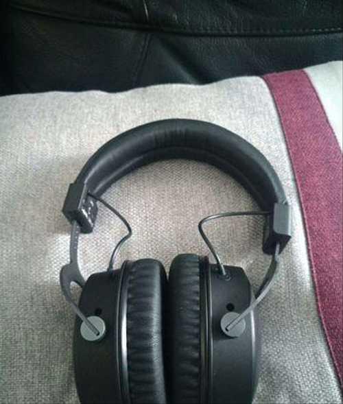 Наушники Beyerdynamic DT 1770 Pro