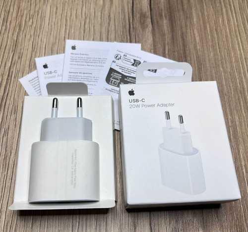 Адаптер питания Apple USB-C 20W