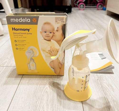 Молокоотсос medela ручной