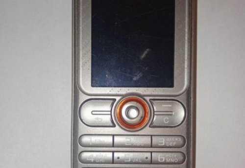 Sony Ericsson W200i