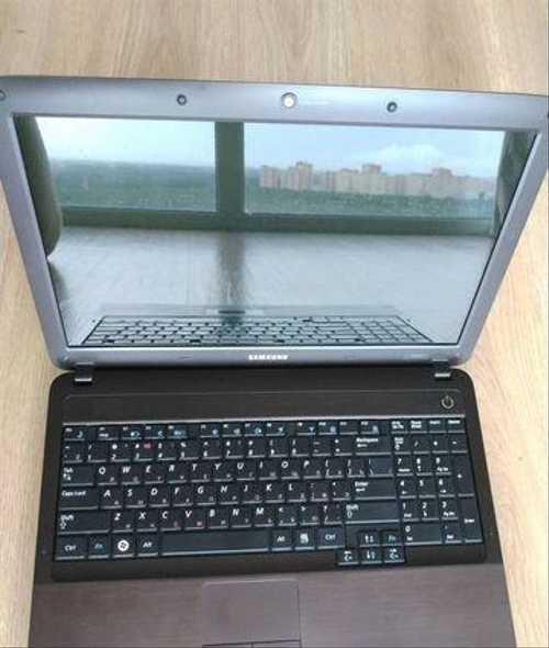 Ноутбук Samsung R540 JS05