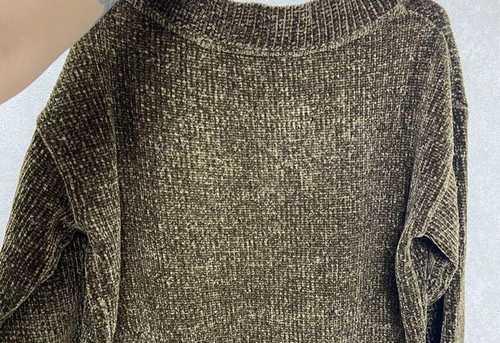 Велюровый свитер размер L