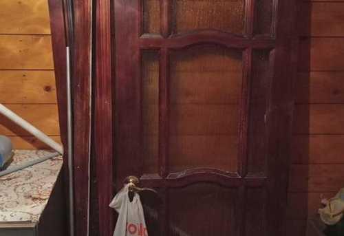 Дверь деревянная бу
