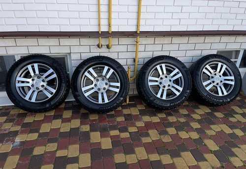 Michelin X-ICE north 4 r18 зимние с датчиками