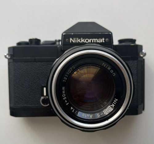 Пленочный фотоаппарат Nikkormat