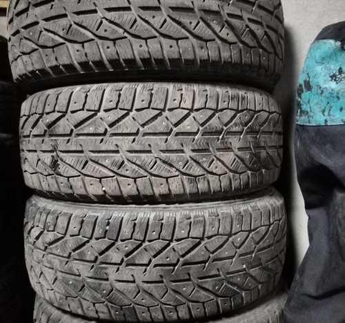 Kormoran SUV Stud 225/55 R18