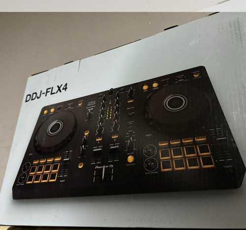 Pioneer DDJ- FLX4
