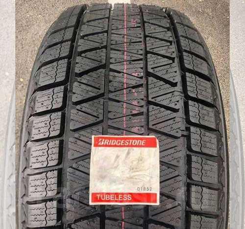 Bridgestone Blizzak DM-V3 275/50 R21