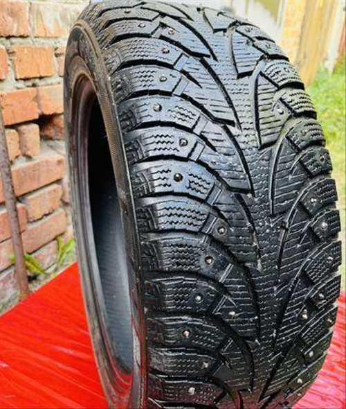 Hankook Winter Radial W400 215/55 R17 94T