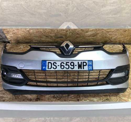 Бампер передний для Renault Megane 3 2015