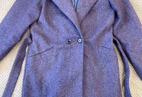Элегантное Лавандовое Пальто на Пуговицах с Поясом