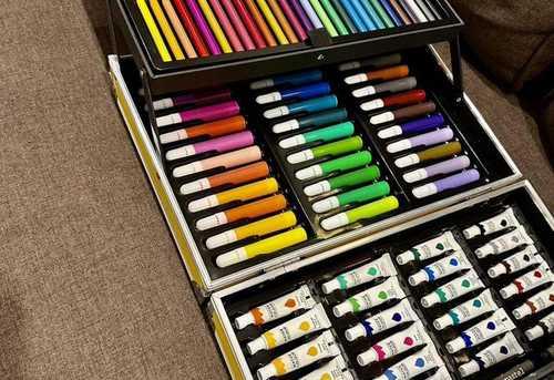 Набор карандашей красок маркеров