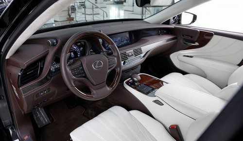 Перетяжка салона сидений Lexus LS500