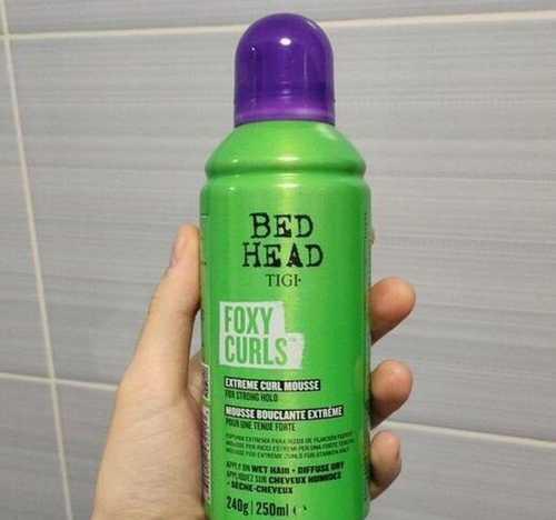 Tigi BED head curls extreme curl mousse