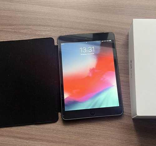 Продам iPad mini 2