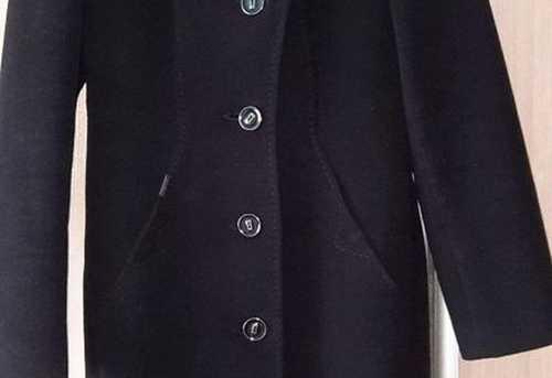 Пальто женское демисезонное с капюшоном 48