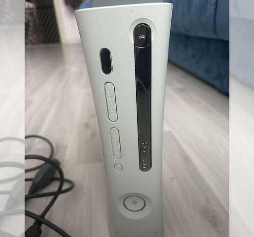 Xbox 360 прошитый freeboot 160 gb