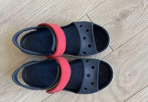 Сандалии crocs j1