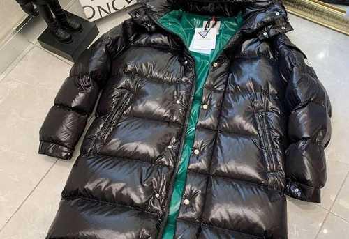 Moncler пальто