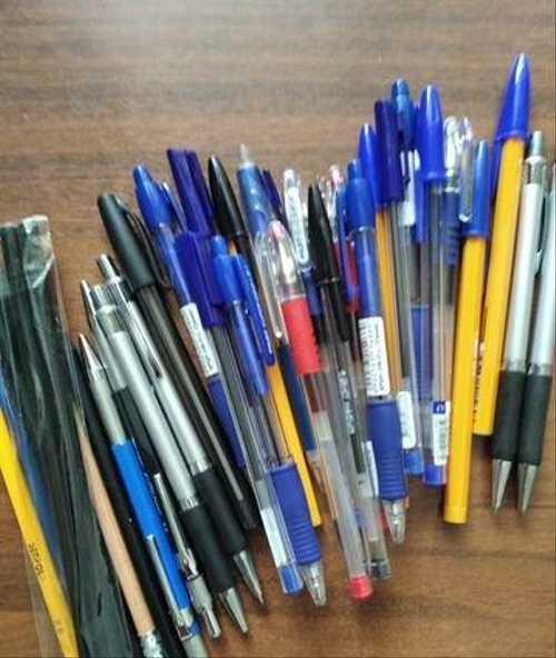 Ручки, карандаши, канцелярские принадлежности