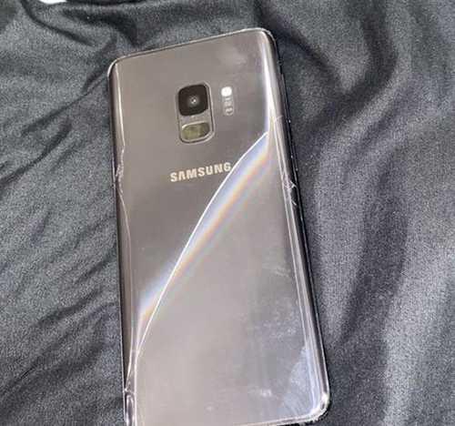 Samsung Galaxy S9, 4/64 ГБ